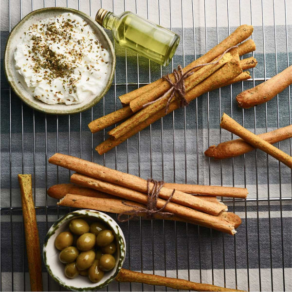 Zerdeçallı Ekşi Maya Grissini - Pikan Fırın